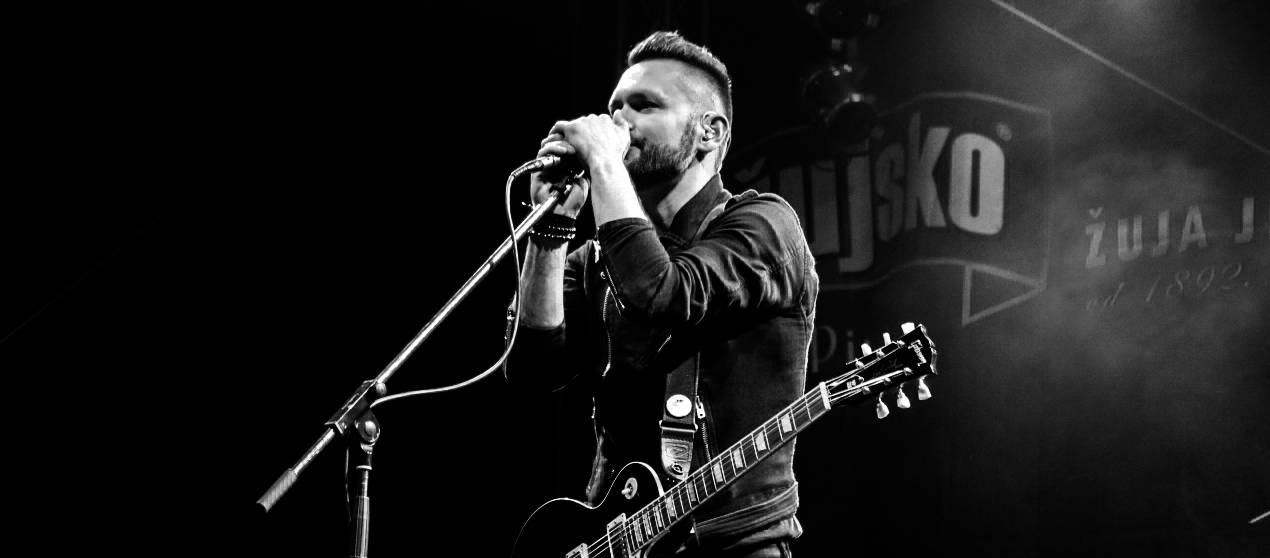 INTERVJU: Ivan Dečak ususret akustik/elektrik koncertima o novoj pjesmi ...