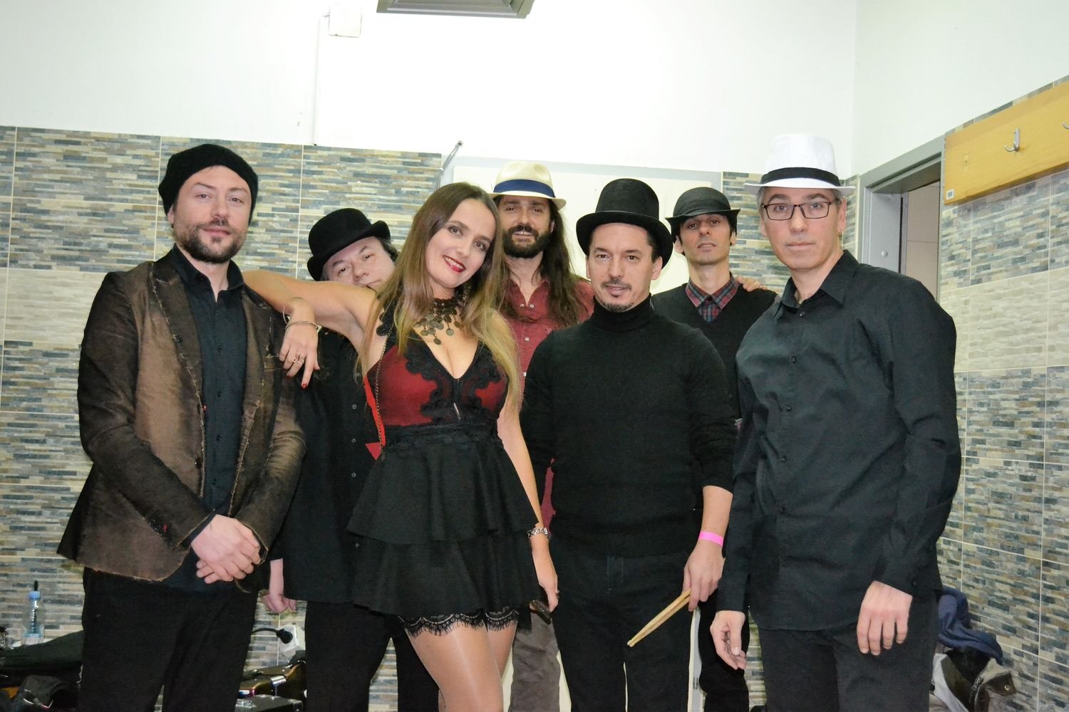 RECENZIJA: Baklava: “IV” – makedonski biser vrijedan naše (i vaše ...